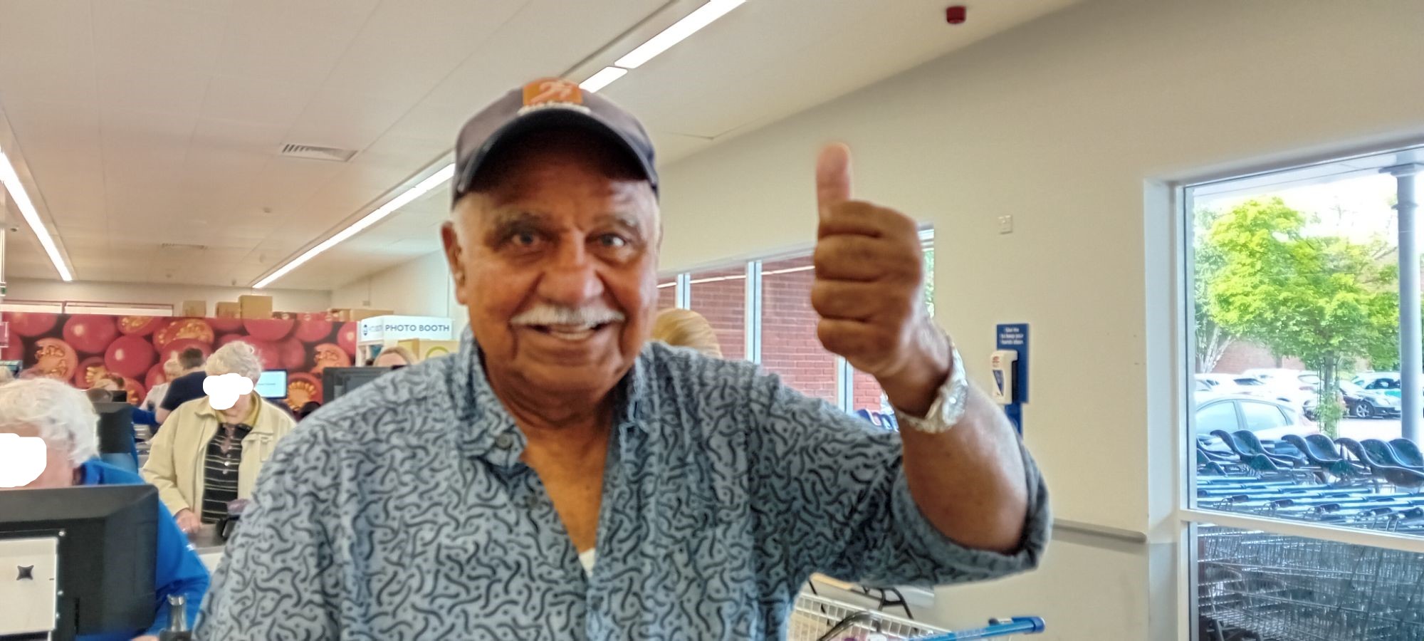 bruce mens matters thumbs up for jack – I Love Windsor CIC Directory ...