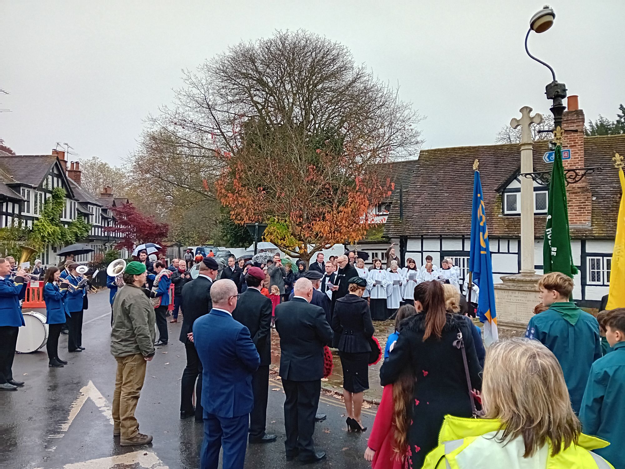 Remembrance Day in Bray – I Love Windsor CIC Directory & Community Forum