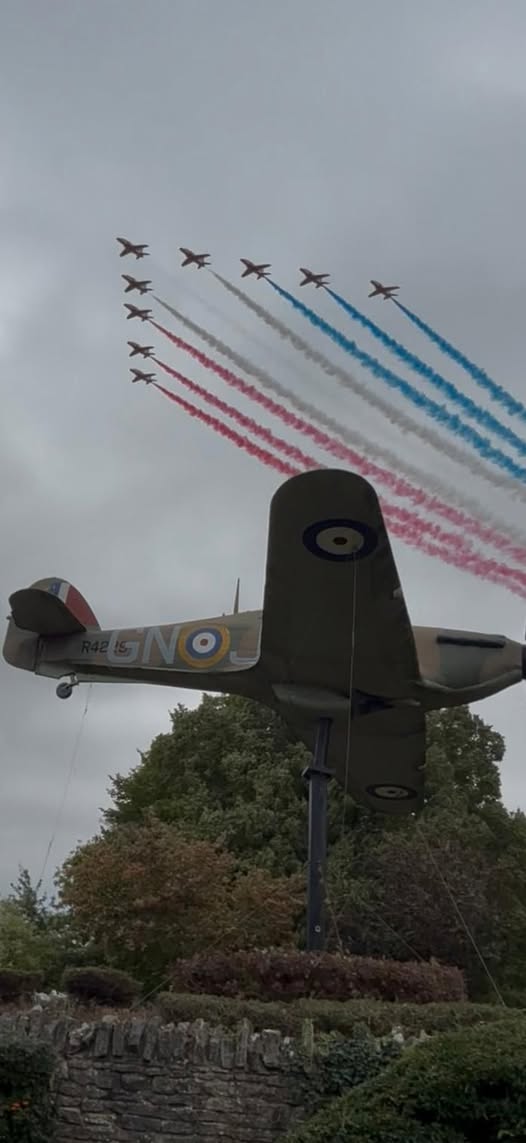 hurricane red arrows – I Love Windsor CIC Directory & Community Forum